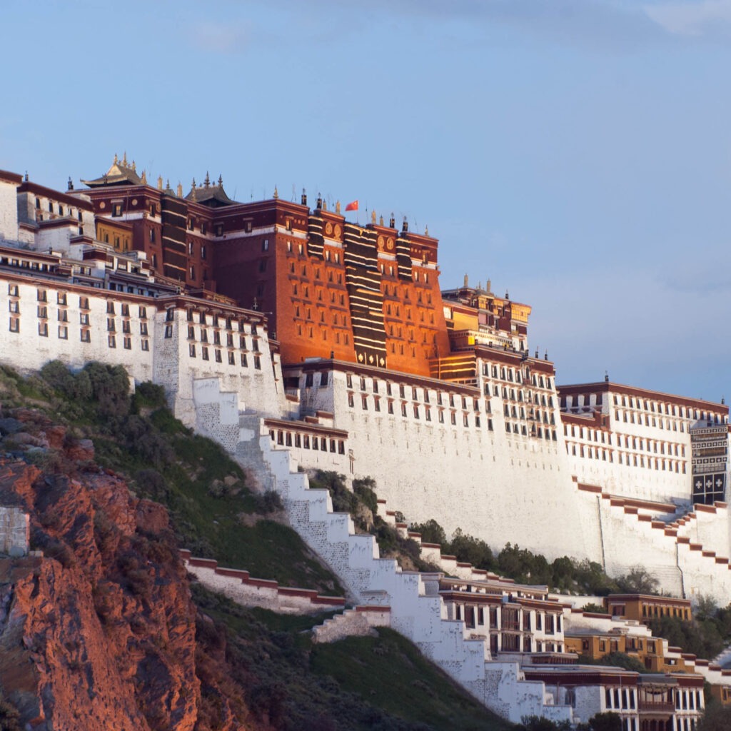 Lhasa – Heart of Tibet